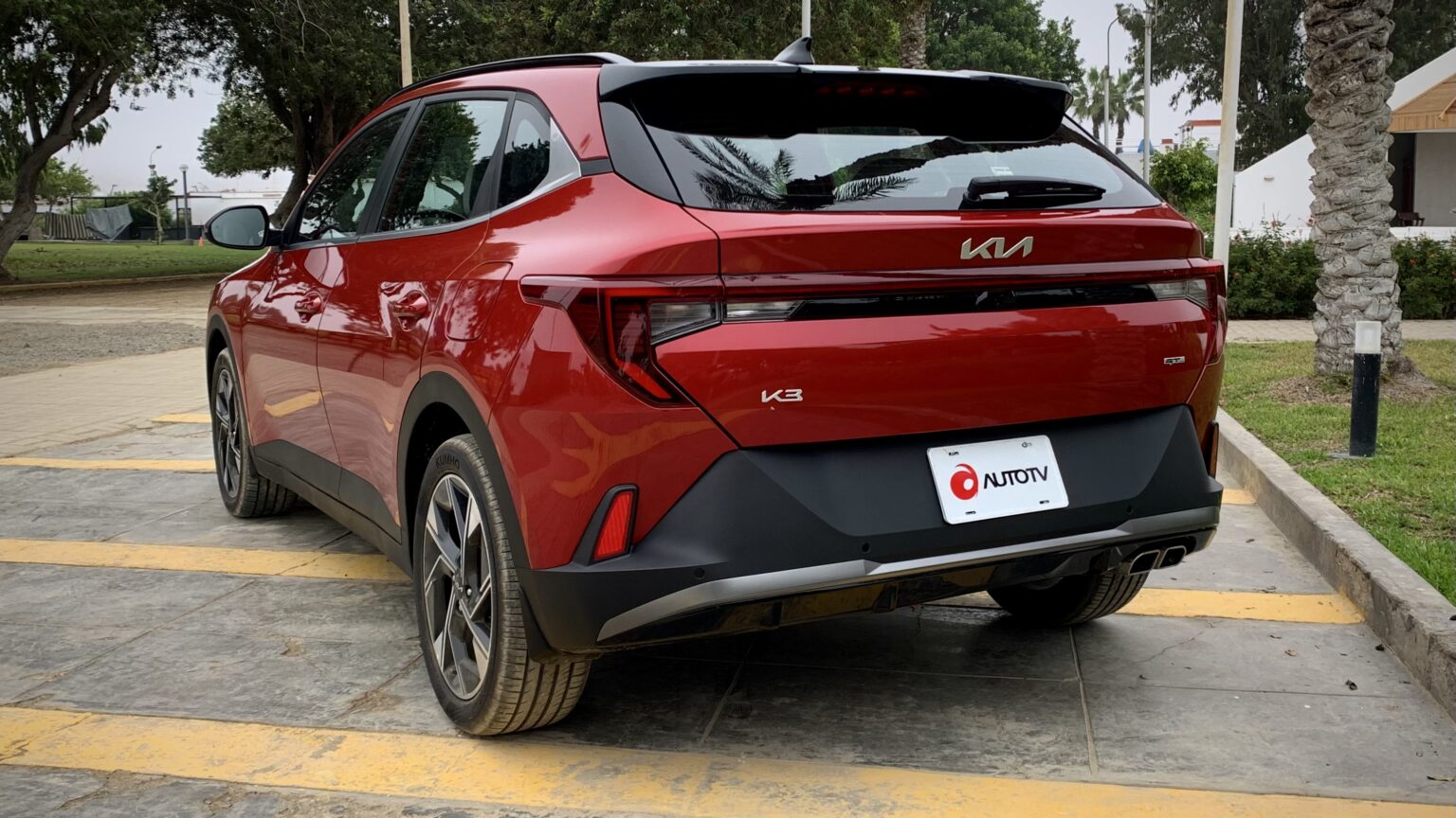 Kia K3 Cross: La Nueva Evolución del Segmento - Auto TV Perú