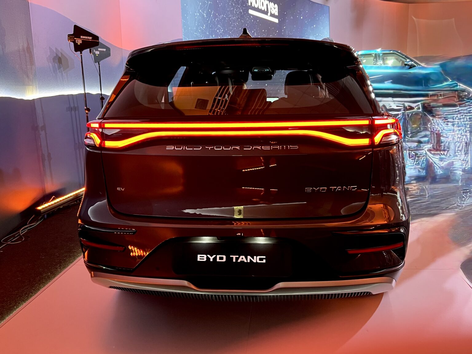 BYD llega al Perú con autos eléctricos - Auto TV Perú