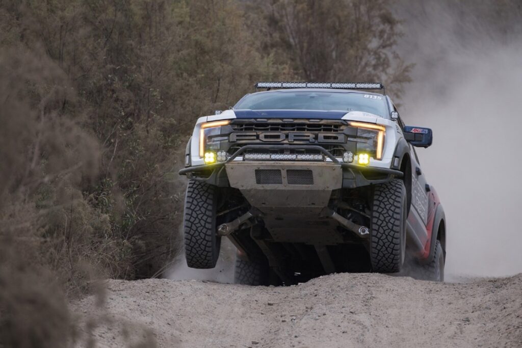 Raptor conquista la Baja 1000: Ford gana en dos categorías en su 15 ...